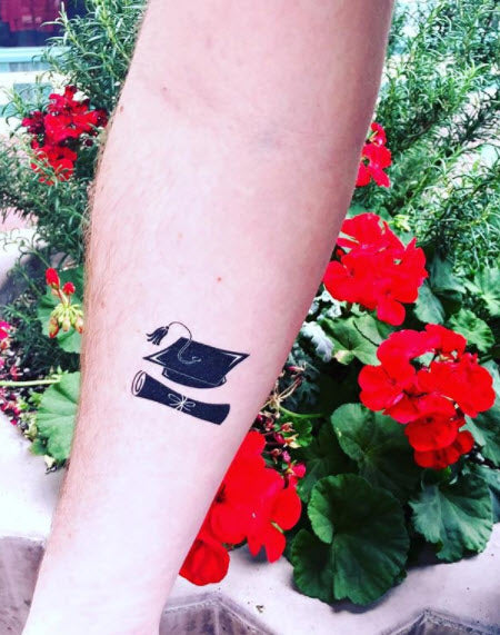 Graduation Day Tattoo – Tattoo for a week